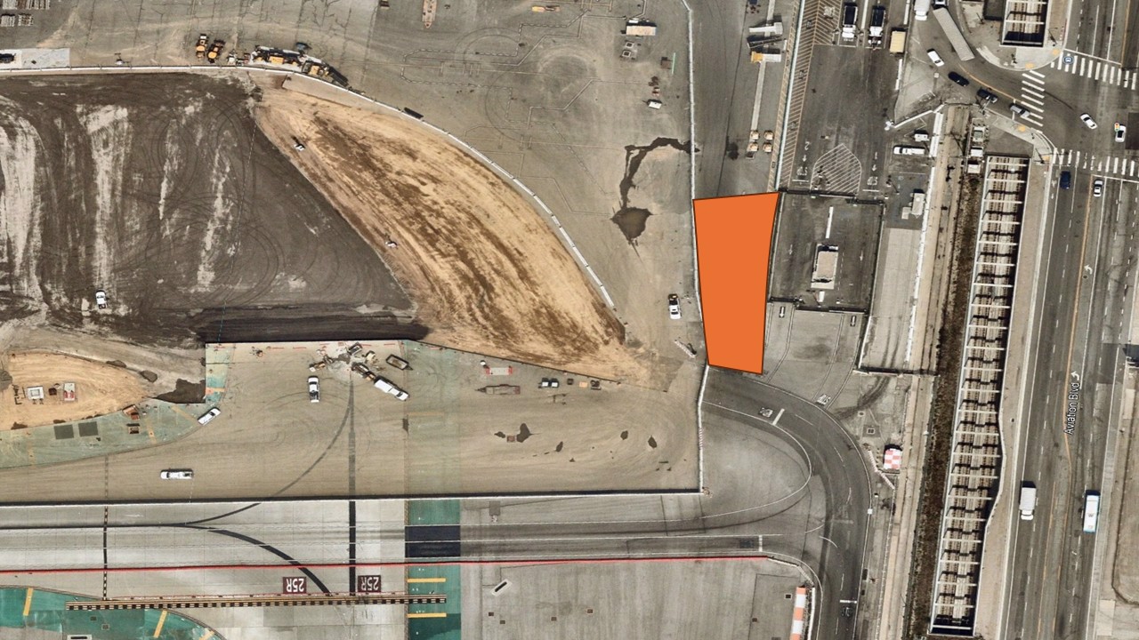 LAX Ops Advisory - Taxiway C Easterly Extension Project Paving VSR at ...